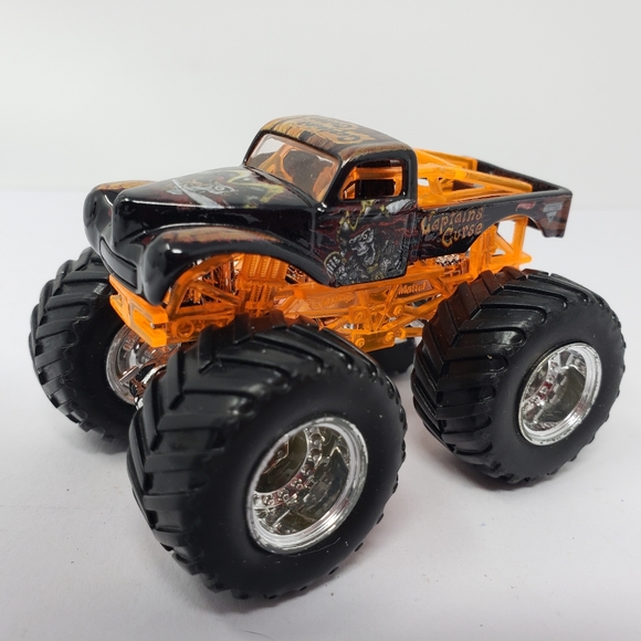 Toys | Hot Wheels Monster Jam 25 Captains Curse | Poshmark